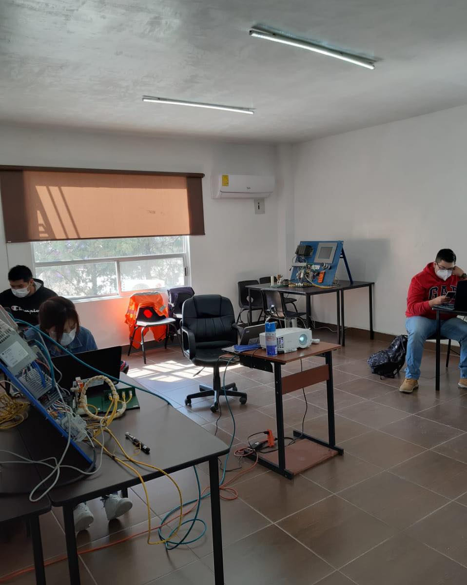 En Curso Automatización Saltillo de PLC Allen Bradley. – SAMI Consultoria